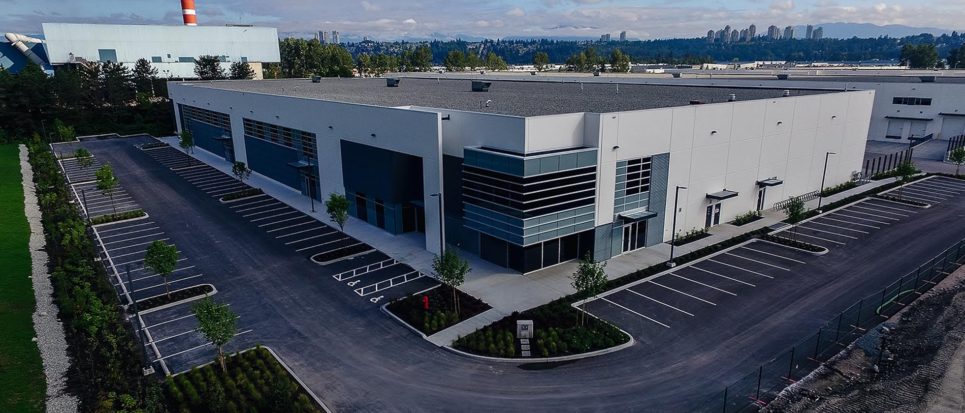 Oxford Riverbend Building 6 - Maple Reinders